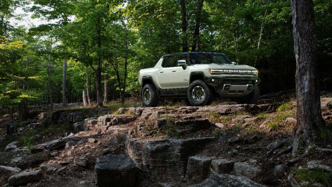 ¿Viene un ‘Baby Hummer’ para rivalizar con Ford Bronco?